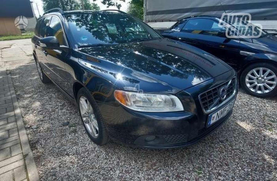 Black Volvo V70 2011 in Vilkaviskis, with an engine capacity of 2.00 L and mileage of 366 thousand km for 4490 €, photo 24 on AUTOMOTO.COM.LV