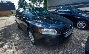 Black Volvo V70 2011 in Vilkaviskis, with an engine capacity of 2.00 L and mileage of 366 thousand km for 4490 €, photo 25 on AUTOMOTO.COM.LV