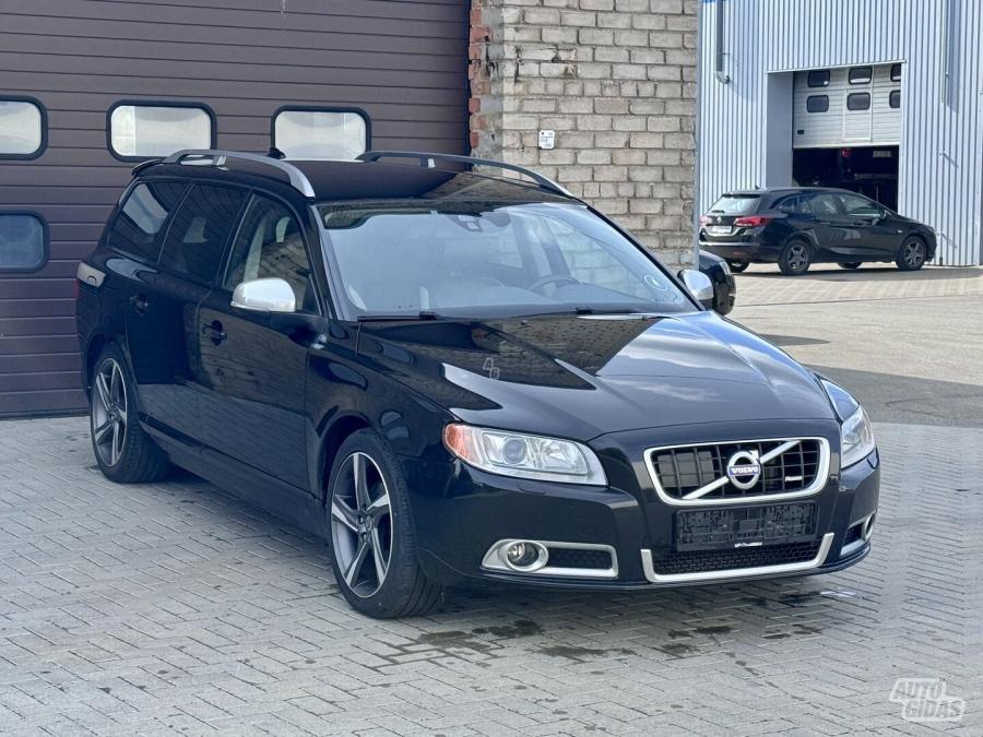 Melns Volvo V70 2011 Kretinga, ar dzinēja tilpumu 2.00 L un nobraukumu 178 tūkst. km par 6950 €, foto 4 vietnē AUTOMOTO.COM.LV