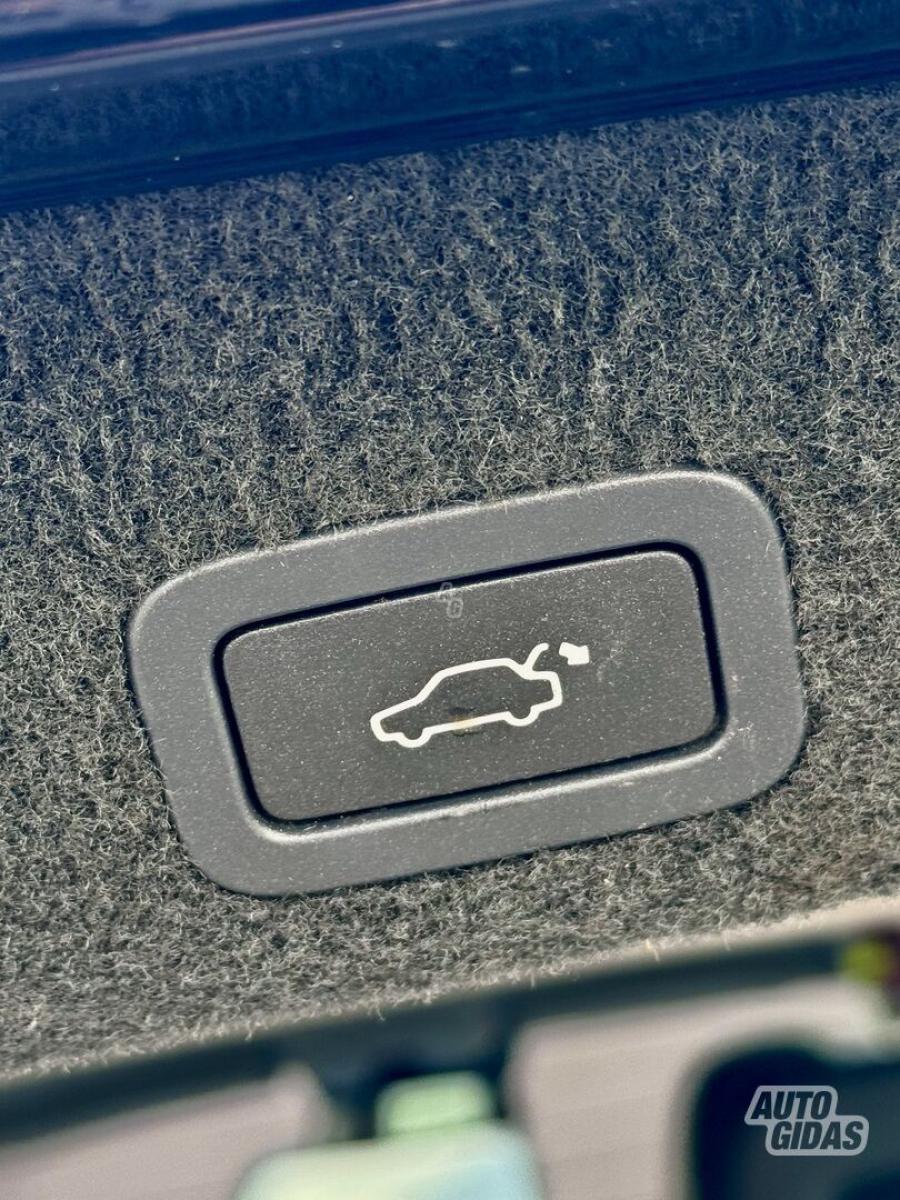 Melns Volvo V70 2011 Kretinga, ar dzinēja tilpumu 2.00 L un nobraukumu 178 tūkst. km par 6950 €, foto 12 vietnē AUTOMOTO.COM.LV