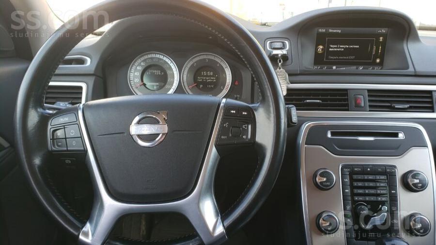 Black Volvo V70 2011 in Riga, with an engine capacity of 2.00 L and mileage of 369 thousand km for 5250 €, photo 6 on AUTOMOTO.COM.LV