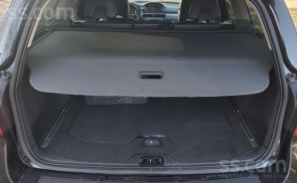 Black Volvo V70 2011 in Riga, with an engine capacity of 2.00 L and mileage of 369 thousand km for 5250 €, photo 9 on AUTOMOTO.COM.LV