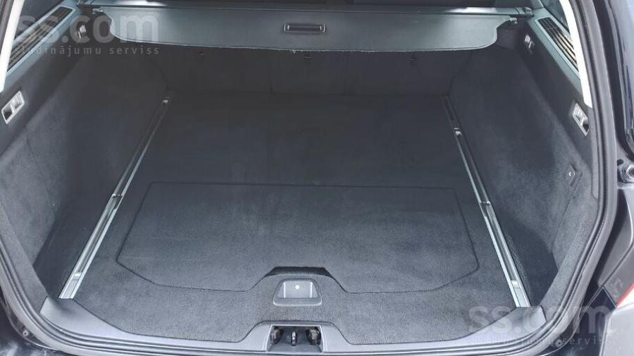Black Volvo V70 2011 in Riga, with an engine capacity of 2.00 L and mileage of 369 thousand km for 5250 €, photo 11 on AUTOMOTO.COM.LV