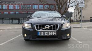 Melns Volvo V70 2011 Rīga, ar dzinēja tilpumu 2.00 L un nobraukumu 324 tūkst. km par 5000 €, foto 4 vietnē AUTOMOTO.COM.LV