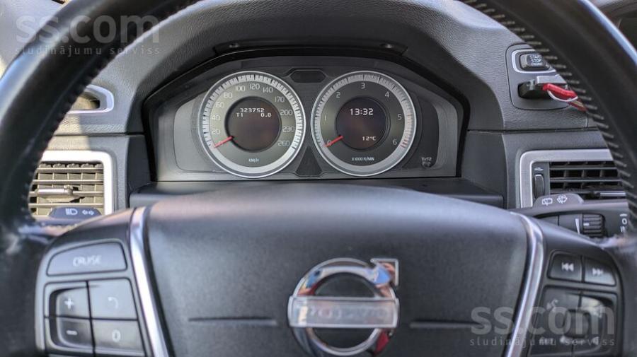 Melns Volvo V70 2011 Rīga, ar dzinēja tilpumu 2.00 L un nobraukumu 324 tūkst. km par 5000 €, foto 10 vietnē AUTOMOTO.COM.LV