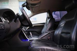 Black Volvo V70 2011 in Riga, with an engine capacity of 2.50 L and mileage of 0 thousand km for 3995 €, photo 8 on AUTOMOTO.COM.LV