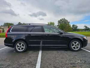 Black Volvo V70 2011 in Riga, with an engine capacity of 2.00 L and mileage of 412 thousand km for 3800 €, photo 13 on AUTOMOTO.COM.LV
