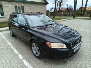 Black Volvo V70 2011 in Ludza, with an engine capacity of 2.40 L and mileage of 285 thousand km for 5000 €, photo  on AUTOMOTO.COM.LV