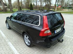 Черный Вольво В70 2011 в Лудза, объемом двигателя 2.40 л и пробегом 285 тыс. км за 5000 €, фото 4 на AUTOMOTO.COM.LV