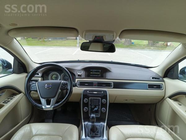 Melns Volvo V70 2011 Ludza, ar dzinēja tilpumu 2.40 L un nobraukumu 285 tūkst. km par 5000 €, foto 6 vietnē AUTOMOTO.COM.LV