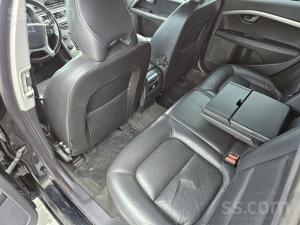 Black Volvo V70 2011 in Riga, with an engine capacity of 2.00 L and mileage of 412 thousand km for 3800 €, photo 23 on AUTOMOTO.COM.LV