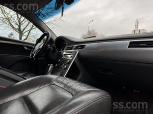 Melns Volvo V70 2011 Rīga, ar dzinēja tilpumu 2.40 L un nobraukumu 355 tūkst. km par 3290 €, foto 11 vietnē AUTOMOTO.COM.LV