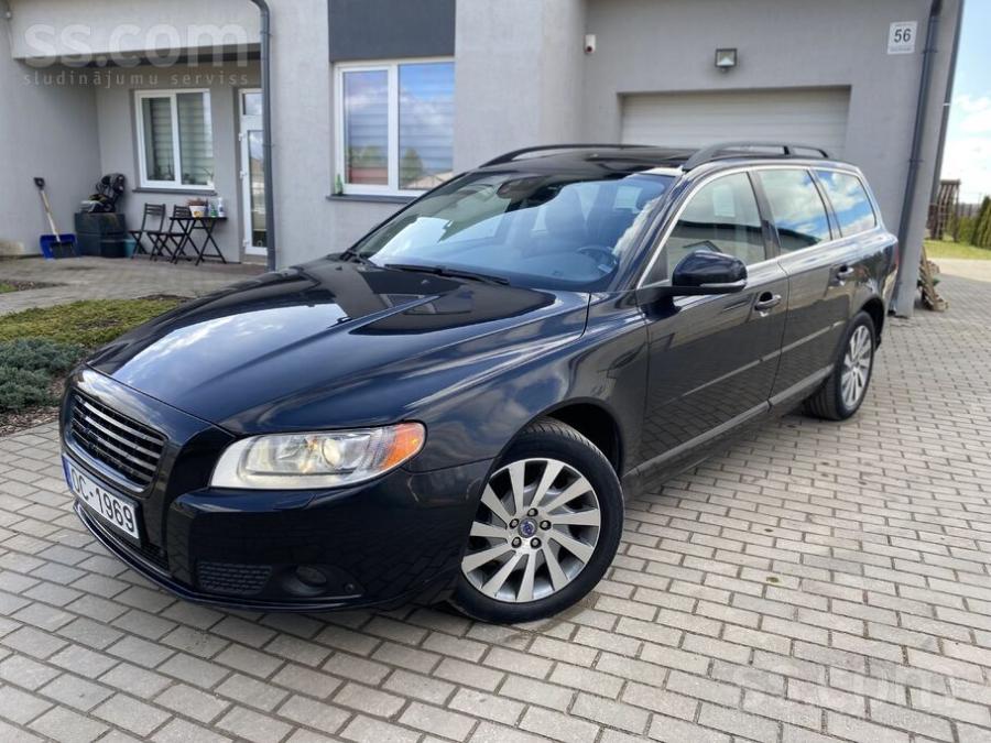 Melns Volvo V70 2011 Jēkabpils, ar dzinēja tilpumu 1.60 L un nobraukumu 300 tūkst. km par 5200 €, foto 7 vietnē AUTOMOTO.COM.LV