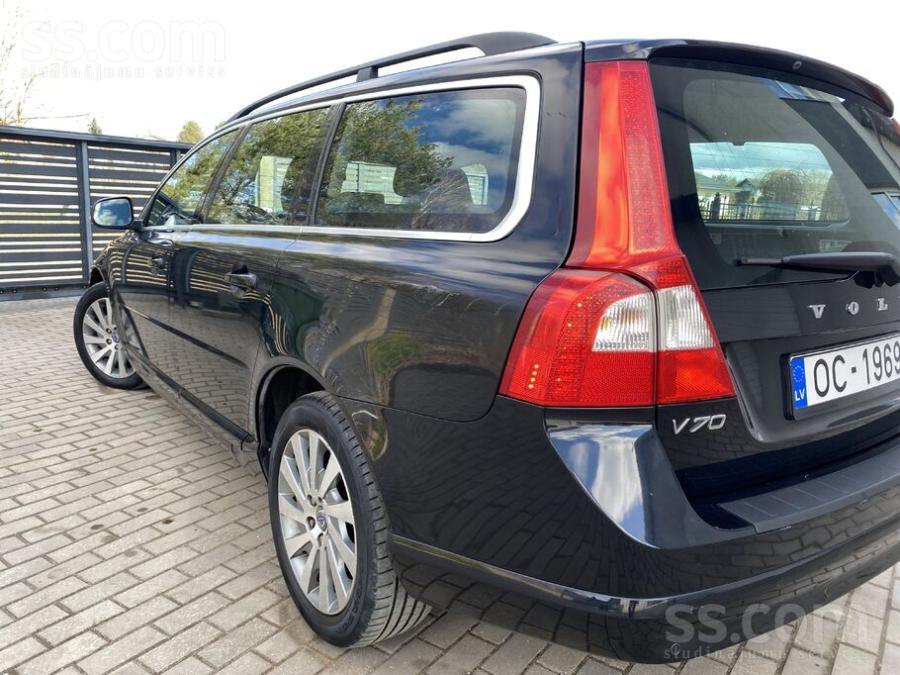 Melns Volvo V70 2011 Jēkabpils, ar dzinēja tilpumu 1.60 L un nobraukumu 300 tūkst. km par 5200 €, foto 11 vietnē AUTOMOTO.COM.LV