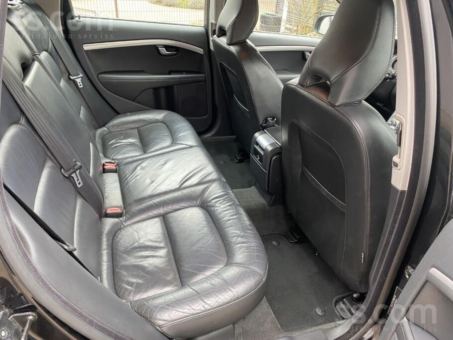 Melns Volvo V70 2011 Jēkabpils, ar dzinēja tilpumu 1.60 L un nobraukumu 300 tūkst. km par 5200 €, foto 29 vietnē AUTOMOTO.COM.LV