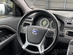 Melns Volvo V70 2011 Jēkabpils, ar dzinēja tilpumu 1.60 L un nobraukumu 300 tūkst. km par 5200 €, foto 30 vietnē AUTOMOTO.COM.LV