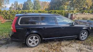 Black Volvo V70 2011 in Kraslava, with an engine capacity of 2.40 L and mileage of 350 thousand km for 4200 €, photo  on AUTOMOTO.COM.LV