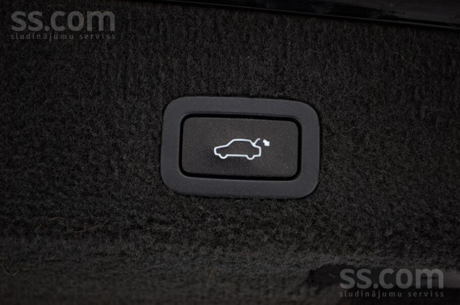 Melns Volvo V70 2011 Tukums, ar dzinēja tilpumu 2.40 L un nobraukumu 310 tūkst. km par 5600 €, foto 11 vietnē AUTOMOTO.COM.LV