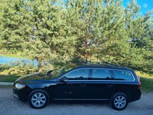 Black Volvo V70 2011 in Kaunas, with an engine capacity of 2.00 L and mileage of 312 thousand km for 4890 €, photo 5 on AUTOMOTO.COM.LV