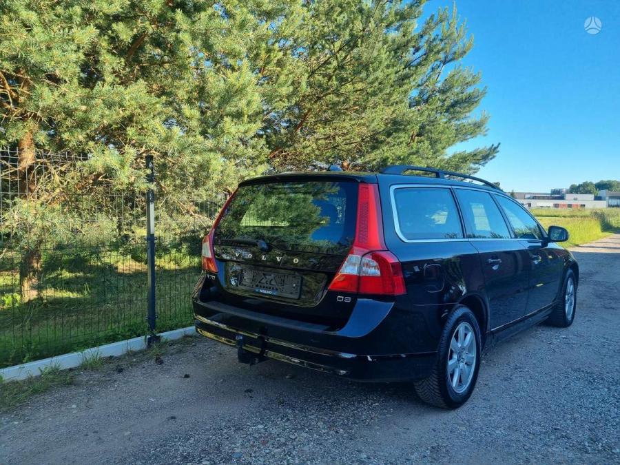 Black Volvo V70 2011 in Kaunas, with an engine capacity of 2.00 L and mileage of 312 thousand km for 4890 €, photo 9 on AUTOMOTO.COM.LV