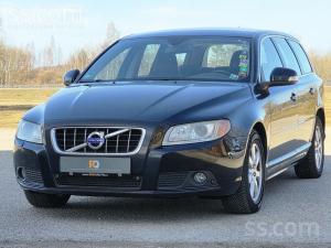 Melns Volvo V70 2011 Liepāja, ar dzinēja tilpumu 2.40 L un nobraukumu 371 tūkst. km par 4800 €, foto 1 vietnē AUTOMOTO.COM.LV