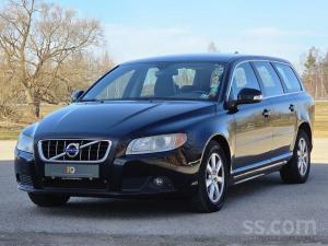 Melns Volvo V70 2011 Liepāja, ar dzinēja tilpumu 2.40 L un nobraukumu 371 tūkst. km par 4800 €, foto 3 vietnē AUTOMOTO.COM.LV
