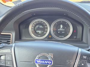 Melns Volvo V70 2011 Liepāja, ar dzinēja tilpumu 2.40 L un nobraukumu 371 tūkst. km par 4800 €, foto 26 vietnē AUTOMOTO.COM.LV