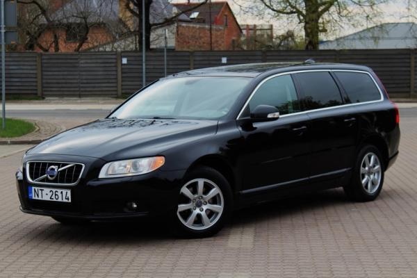 Melns Volvo V70 2011 Rīga, ar dzinēja tilpumu 2.00 L un nobraukumu 238 tūkst. km par 5990 €, foto 4 vietnē AUTOMOTO.COM.LV