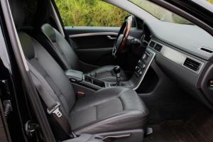 Melns Volvo V70 2011 Rīga, ar dzinēja tilpumu 2.00 L un nobraukumu 238 tūkst. km par 5990 €, foto 35 vietnē AUTOMOTO.COM.LV