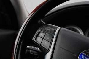Melns Volvo V70 2011 Rīga, ar dzinēja tilpumu 2.00 L un nobraukumu 238 tūkst. km par 5990 €, foto 39 vietnē AUTOMOTO.COM.LV