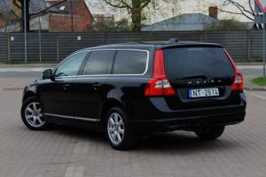 Melns Volvo V70 2011 Rīga, ar dzinēja tilpumu 2.00 L un nobraukumu 238 tūkst. km par 5990 €, foto 45 vietnē AUTOMOTO.COM.LV