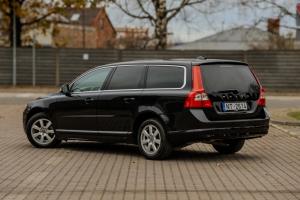 Melns Volvo V70 2011 Rīga, ar dzinēja tilpumu 2.00 L un nobraukumu 238 tūkst. km par 5990 €, foto 70 vietnē AUTOMOTO.COM.LV