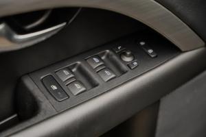 Melns Volvo V70 2011 Rīga, ar dzinēja tilpumu 2.00 L un nobraukumu 238 tūkst. km par 5990 €, foto 71 vietnē AUTOMOTO.COM.LV