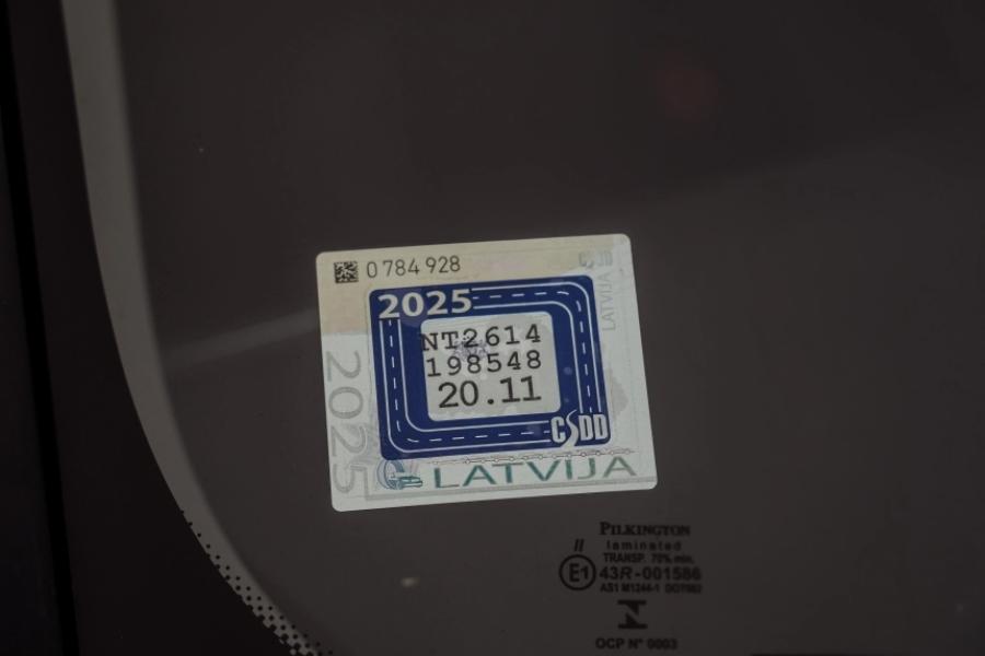 Melns Volvo V70 2011 Rīga, ar dzinēja tilpumu 2.00 L un nobraukumu 238 tūkst. km par 5990 €, foto 74 vietnē AUTOMOTO.COM.LV