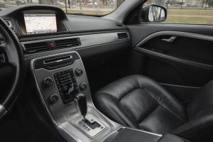 Melns Volvo V70 2011 Jelgava, ar dzinēja tilpumu 2.00 L un nobraukumu 278 tūkst. km par 7700 €, foto 12 vietnē AUTOMOTO.COM.LV