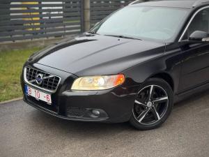 Melns Volvo V70 2011 Jelgava, ar dzinēja tilpumu 2.40 L un nobraukumu 329 tūkst. km par 6350 €, foto 3 vietnē AUTOMOTO.COM.LV