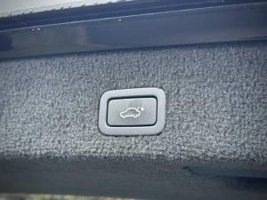 Melns Volvo V70 2011 Jelgava, ar dzinēja tilpumu 2.40 L un nobraukumu 329 tūkst. km par 6350 €, foto 19 vietnē AUTOMOTO.COM.LV