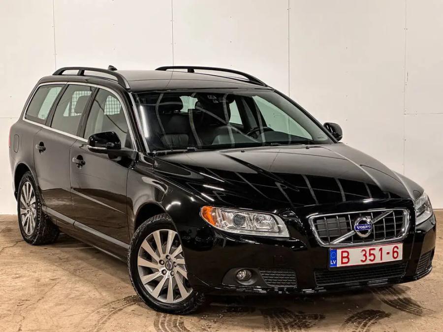 Melns Volvo V70 2011 Jūrmala, ar dzinēja tilpumu 2.00 L un nobraukumu 399 tūkst. km par 7250 €, foto 3 vietnē AUTOMOTO.COM.LV