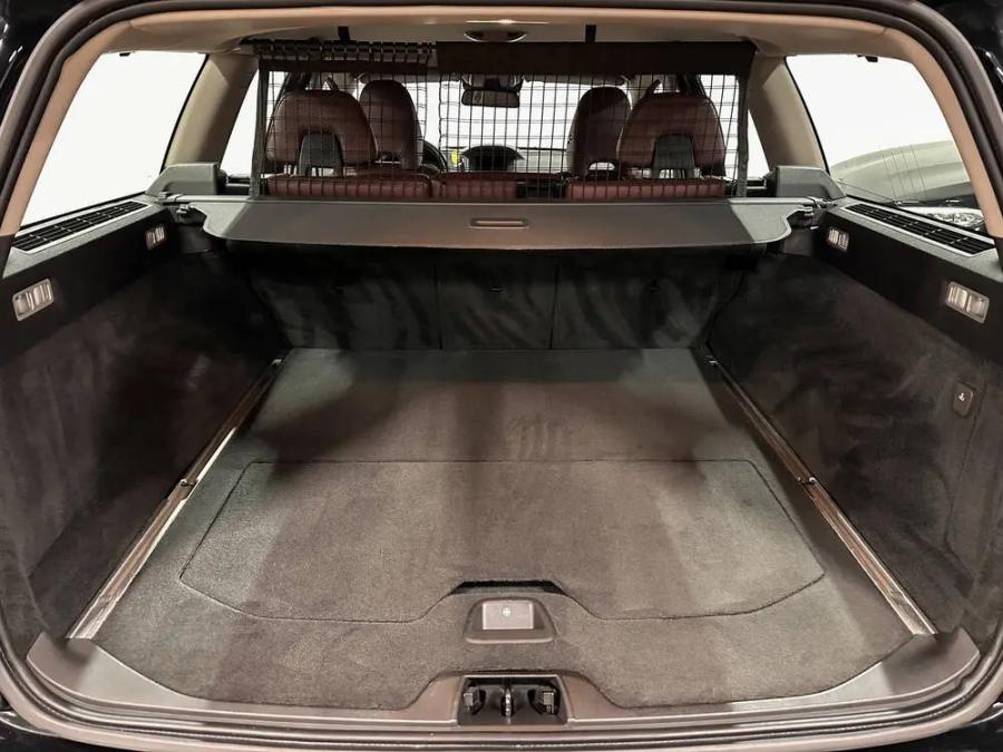Melns Volvo V70 2011 Jūrmala, ar dzinēja tilpumu 2.00 L un nobraukumu 399 tūkst. km par 7250 €, foto 31 vietnē AUTOMOTO.COM.LV