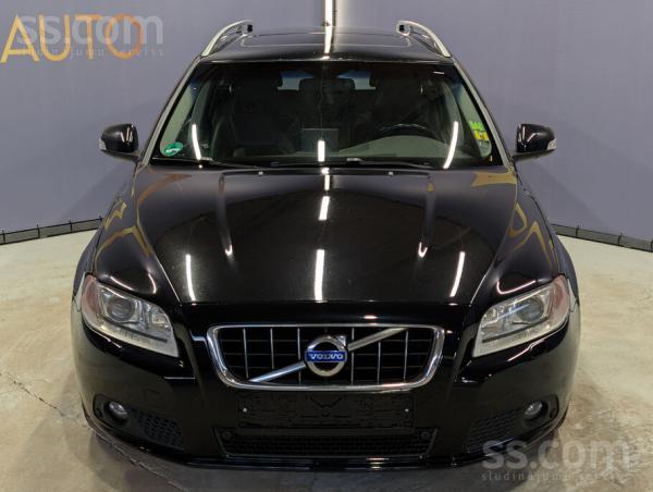 Melns Volvo V70 2011 Jūrmala, ar dzinēja tilpumu 2.00 L un nobraukumu 342 tūkst. km par 5250 €, foto 7 vietnē AUTOMOTO.COM.LV