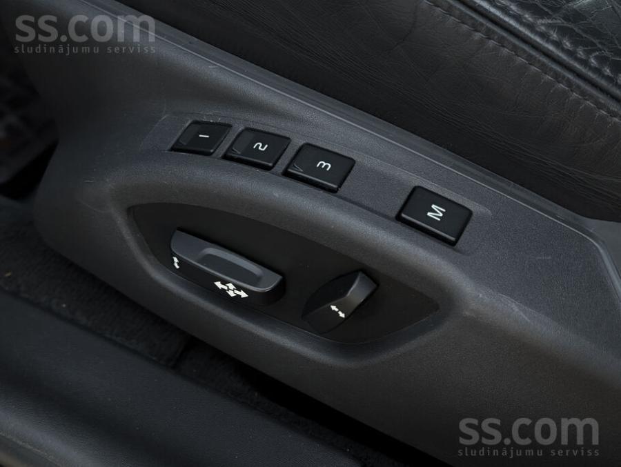 Melns Volvo V70 2011 Jūrmala, ar dzinēja tilpumu 2.00 L un nobraukumu 342 tūkst. km par 5250 €, foto 13 vietnē AUTOMOTO.COM.LV