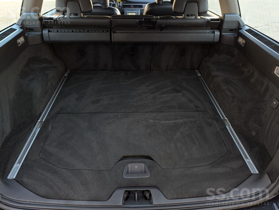 Melns Volvo V70 2011 Jūrmala, ar dzinēja tilpumu 2.00 L un nobraukumu 342 tūkst. km par 5250 €, foto 15 vietnē AUTOMOTO.COM.LV