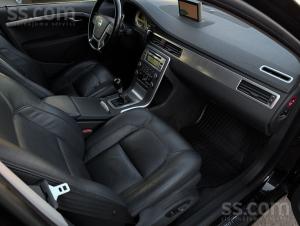 Melns Volvo V70 2011 Jūrmala, ar dzinēja tilpumu 2.00 L un nobraukumu 342 tūkst. km par 5250 €, foto 19 vietnē AUTOMOTO.COM.LV