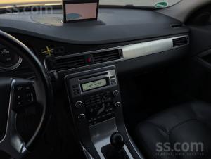 Melns Volvo V70 2011 Jūrmala, ar dzinēja tilpumu 2.00 L un nobraukumu 342 tūkst. km par 5250 €, foto 23 vietnē AUTOMOTO.COM.LV