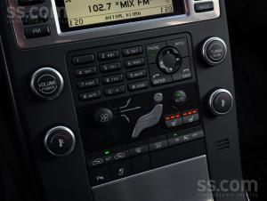 Melns Volvo V70 2011 Jūrmala, ar dzinēja tilpumu 2.00 L un nobraukumu 342 tūkst. km par 5250 €, foto 24 vietnē AUTOMOTO.COM.LV