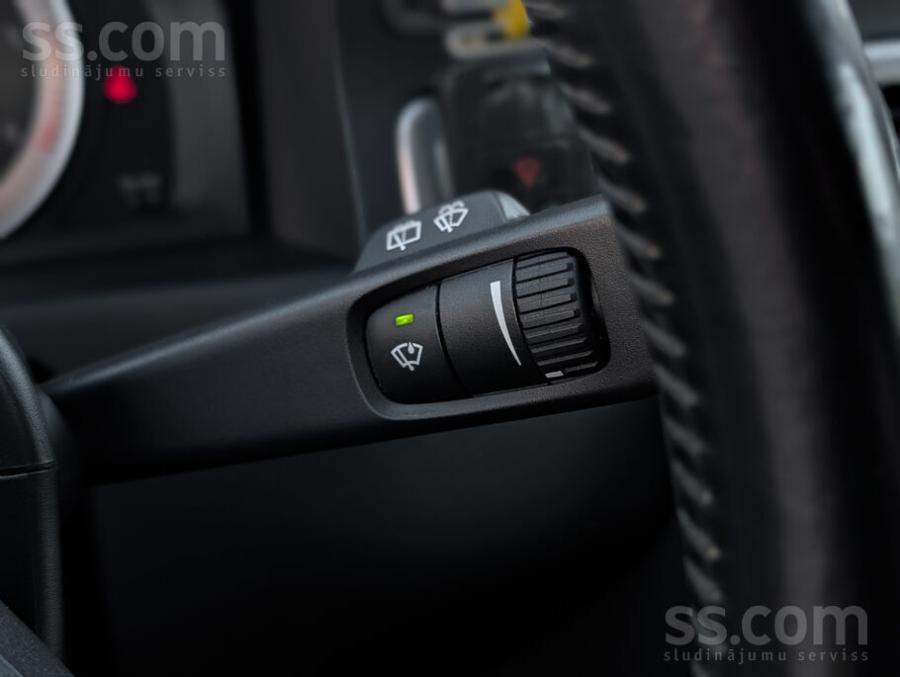 Melns Volvo V70 2011 Jūrmala, ar dzinēja tilpumu 2.00 L un nobraukumu 342 tūkst. km par 5250 €, foto 29 vietnē AUTOMOTO.COM.LV