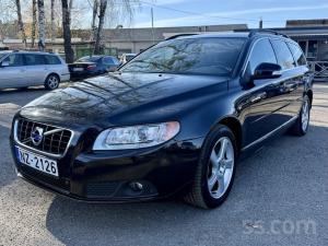 Black Volvo V70 2011 in Riga, with an engine capacity of 2.40 L and mileage of 0 thousand km for 5990 €, photo 16 on AUTOMOTO.COM.LV