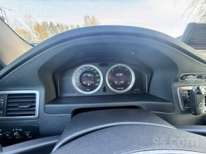 Black Volvo V70 2011 in Riga, with an engine capacity of 2.40 L and mileage of 0 thousand km for 5990 €, photo 17 on AUTOMOTO.COM.LV