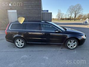 Melns Volvo V70 2011 Rīga, ar dzinēja tilpumu 2.00 L un nobraukumu 360 tūkst. km par 4300 €, foto 5 vietnē AUTOMOTO.COM.LV