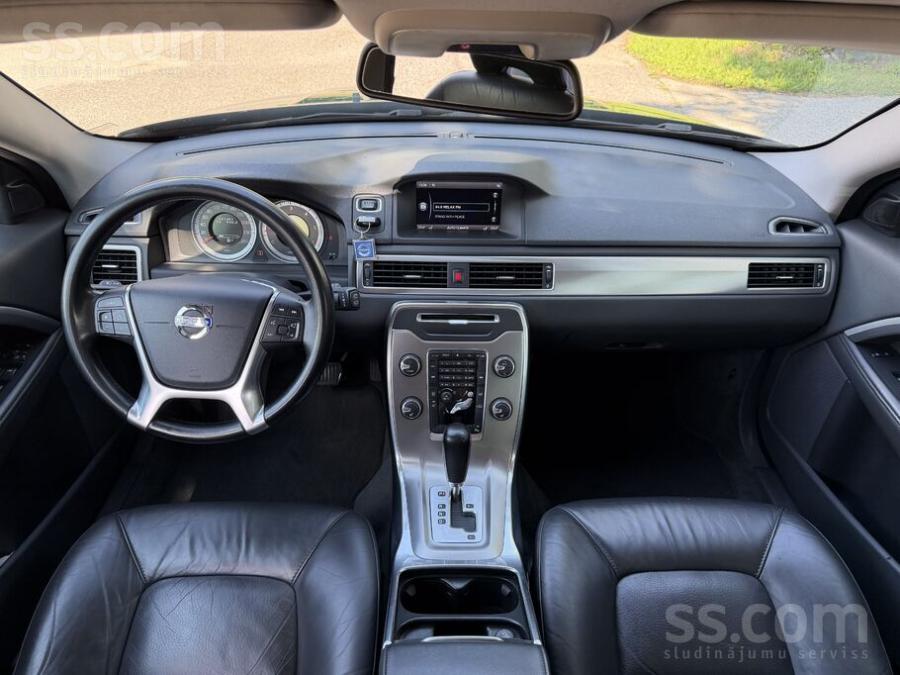 Melns Volvo V70 2011 Rīga, ar dzinēja tilpumu 2.00 L un nobraukumu 281 tūkst. km par 7290 €, foto 6 vietnē AUTOMOTO.COM.LV